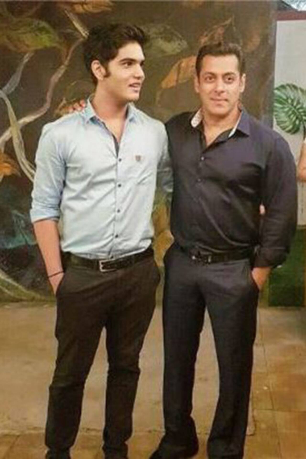 Ali Haji meets Salman Khan and it was as cute AF! Did you recognize him?