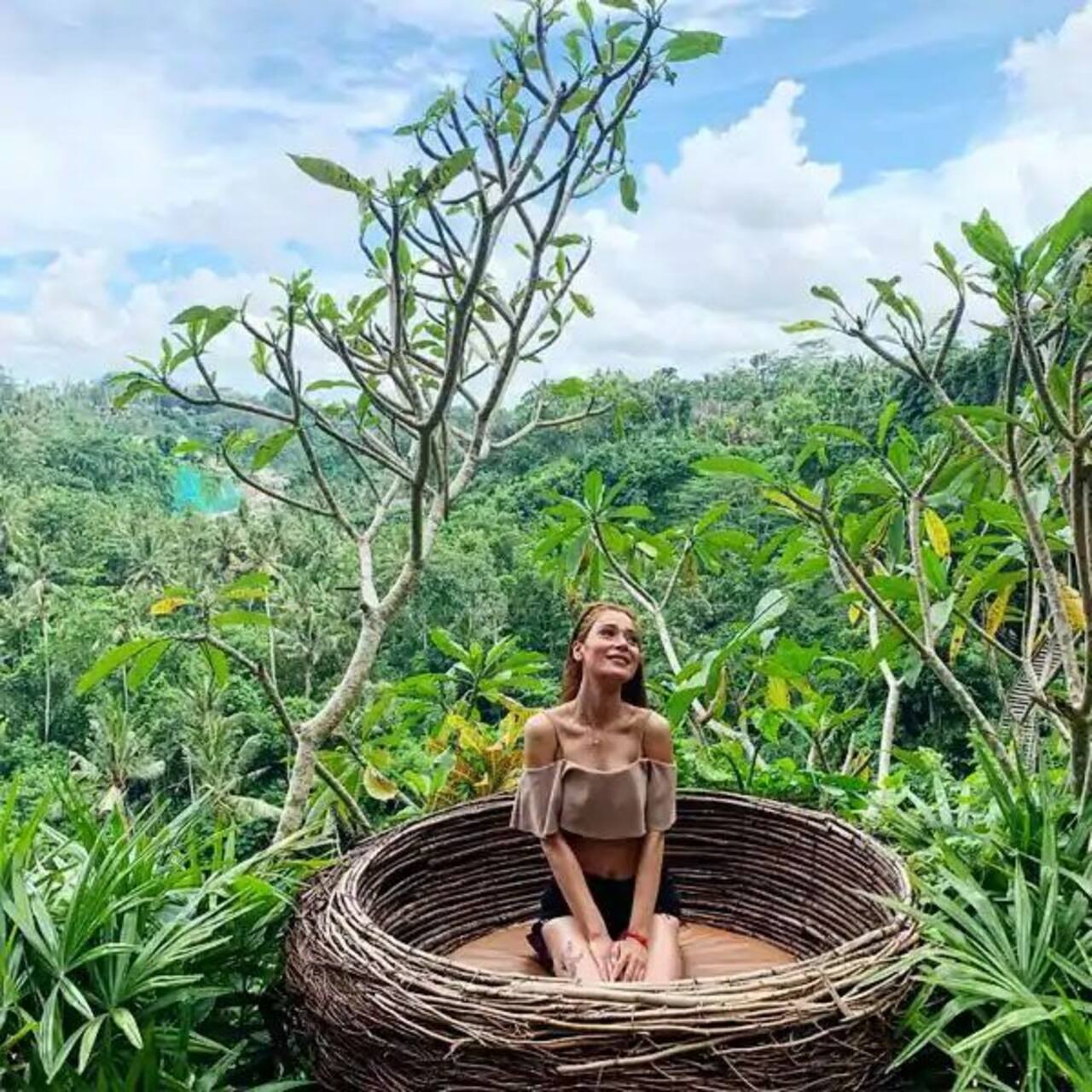 Bidaai fame Sara Khan is having the time of her life by chilling in Bali