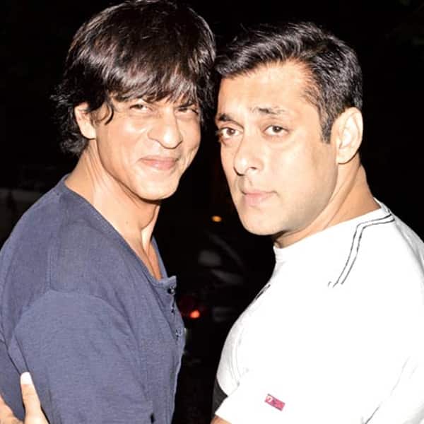 9 photos of Shah Rukh Khan and Salman Khan that prove their friendship ...