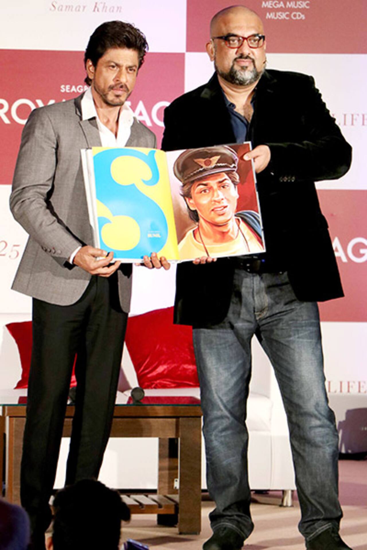 IN PICS: Shah Rukh Khan launches his biography ‘SRK 25 Years of a Life’