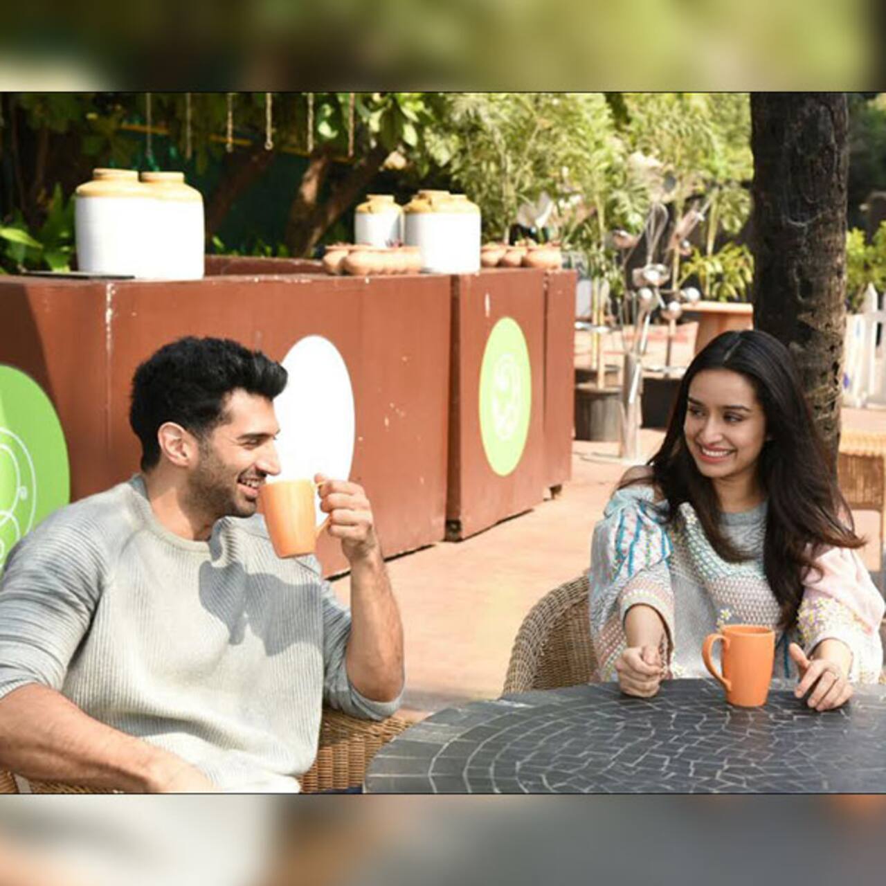 Shraddha Kappor and Aditya Roy Kapur can't take their eyes off each other during Ok Jaanu promotions