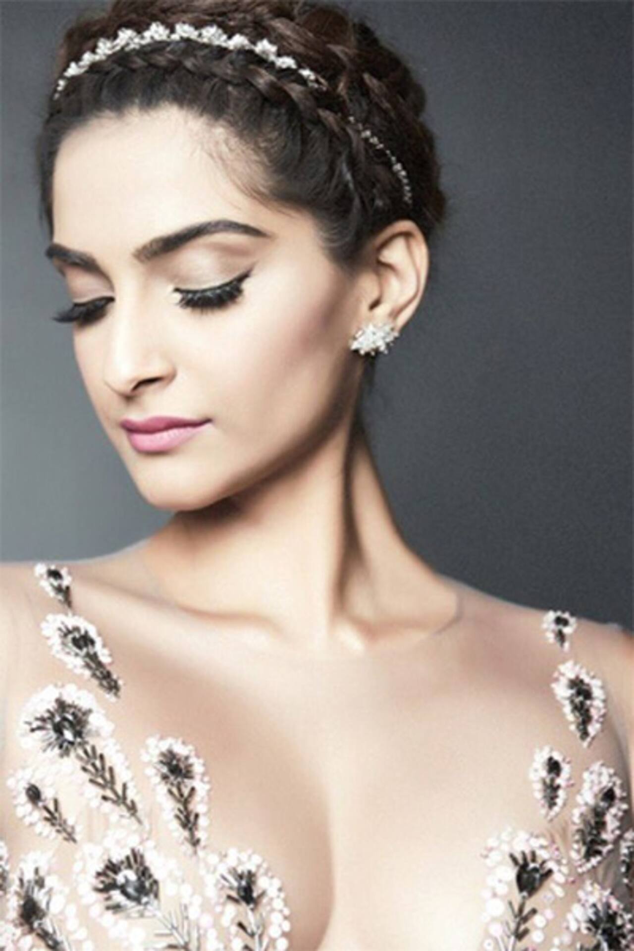 Sonam Kapoor Hot And Sexy Photos