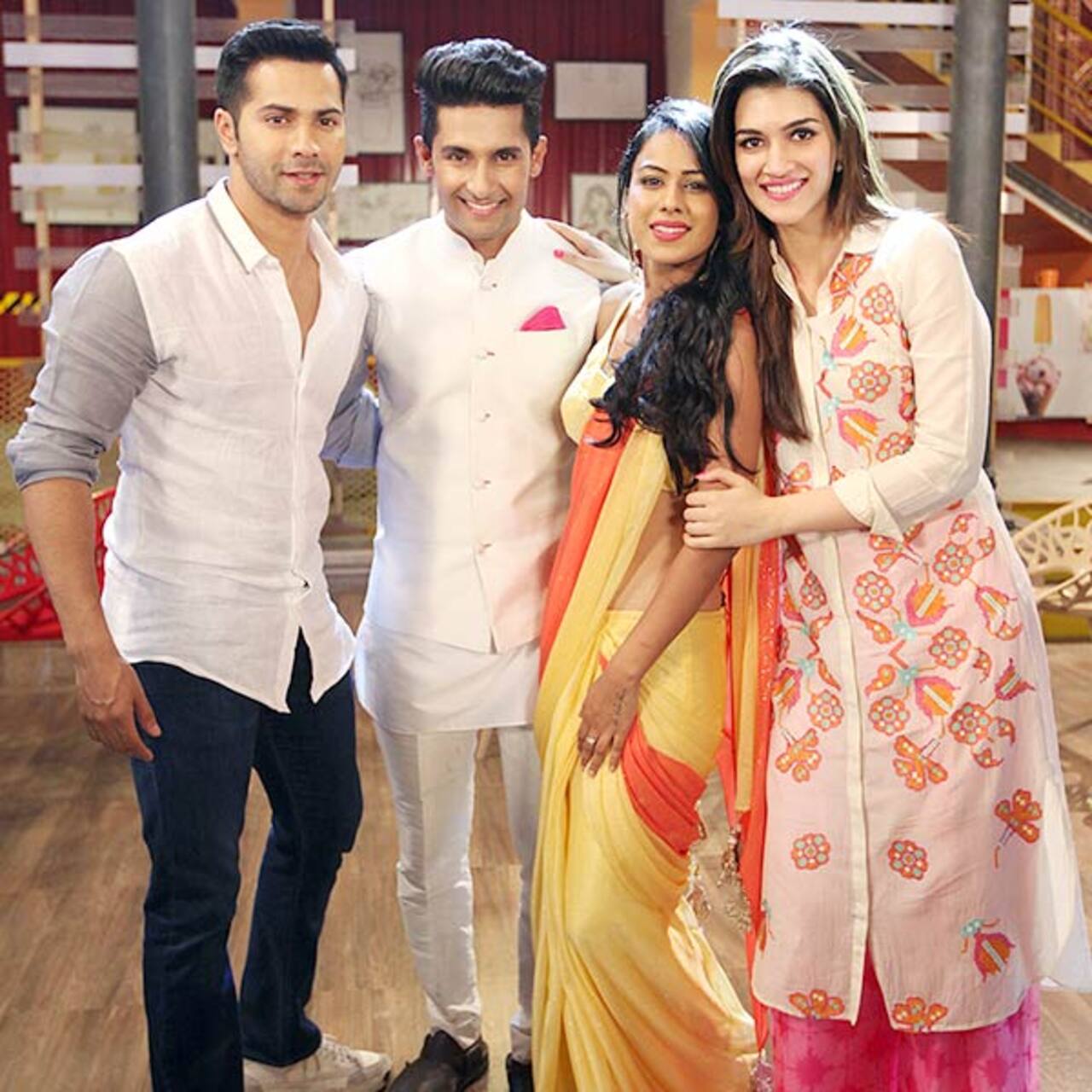 Dilwale cast visits television shows Jamai Raja, Kumkum Bhagya, Yeh ...